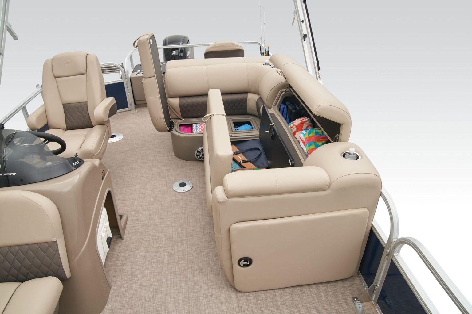 サントラッカー FISHIN' BARGE 20DLX | ポンツーンボート | パーティーボート | プレジャーボート | バスボートジャパン